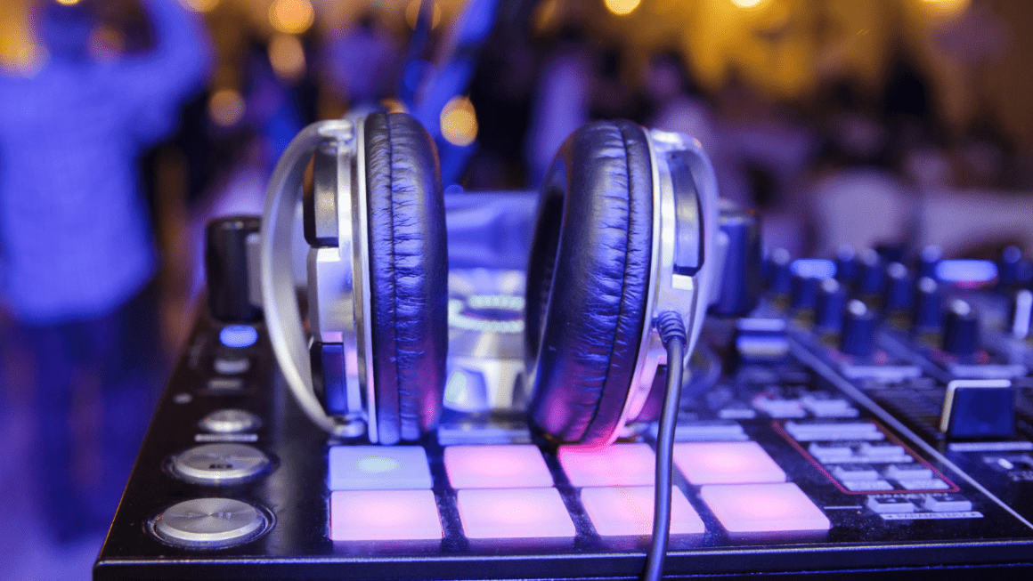 What is Vevo Music? A Simple Guide for Artists and Fans