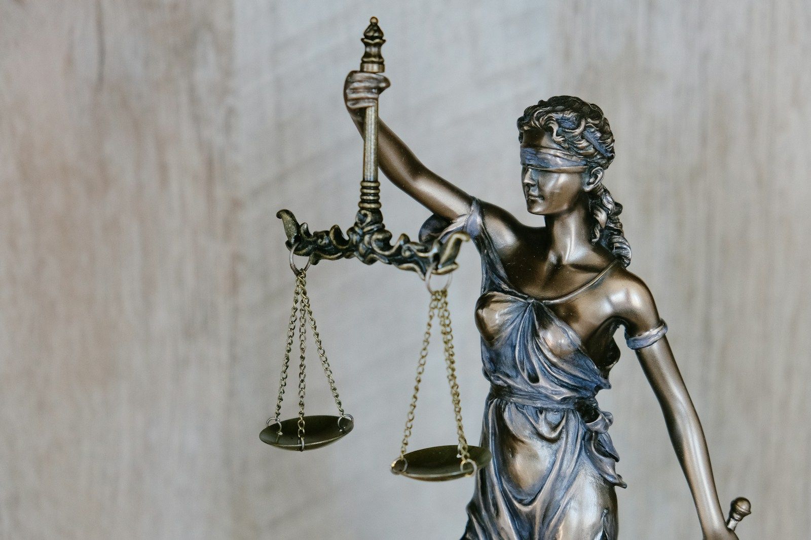 How to Legally Sample a Song: A Beginner’s Guide to Copyright