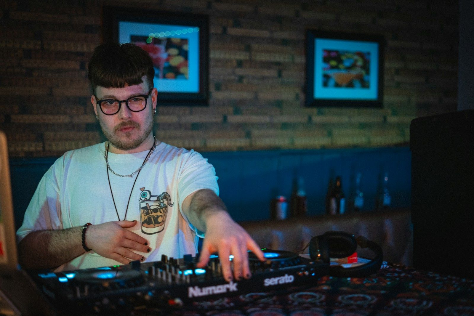 The Psychology of Music and How It Shapes Our Emotions